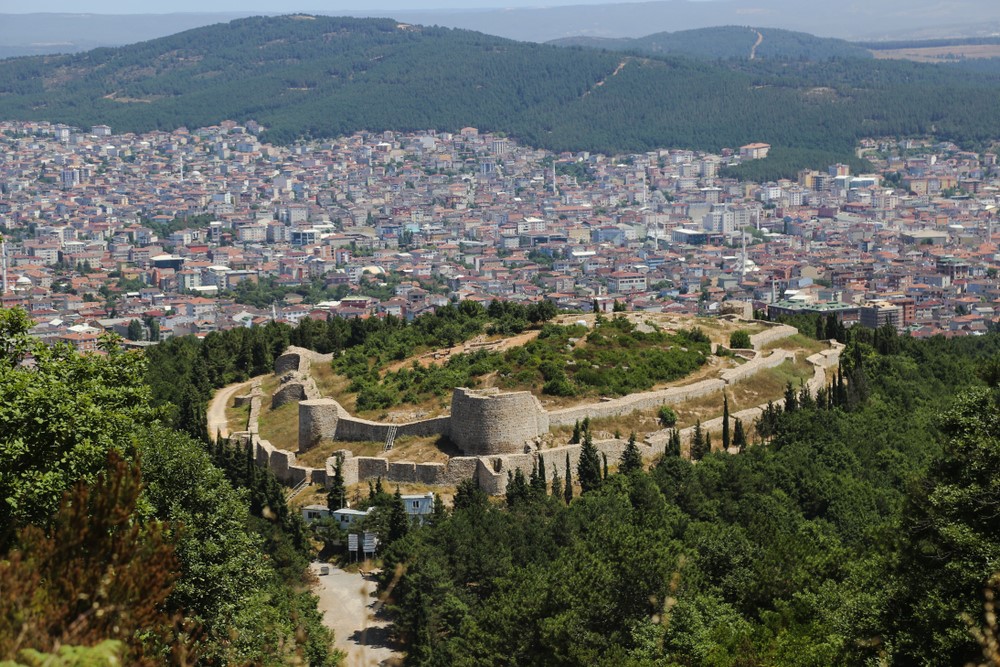 Sultanbeyli Area in Istanbul, Balancing Urbanity and Cultural Identity